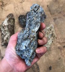 Aquascape Hardscape: El Jefe Stone by Tom Barr – Aquascape Supply